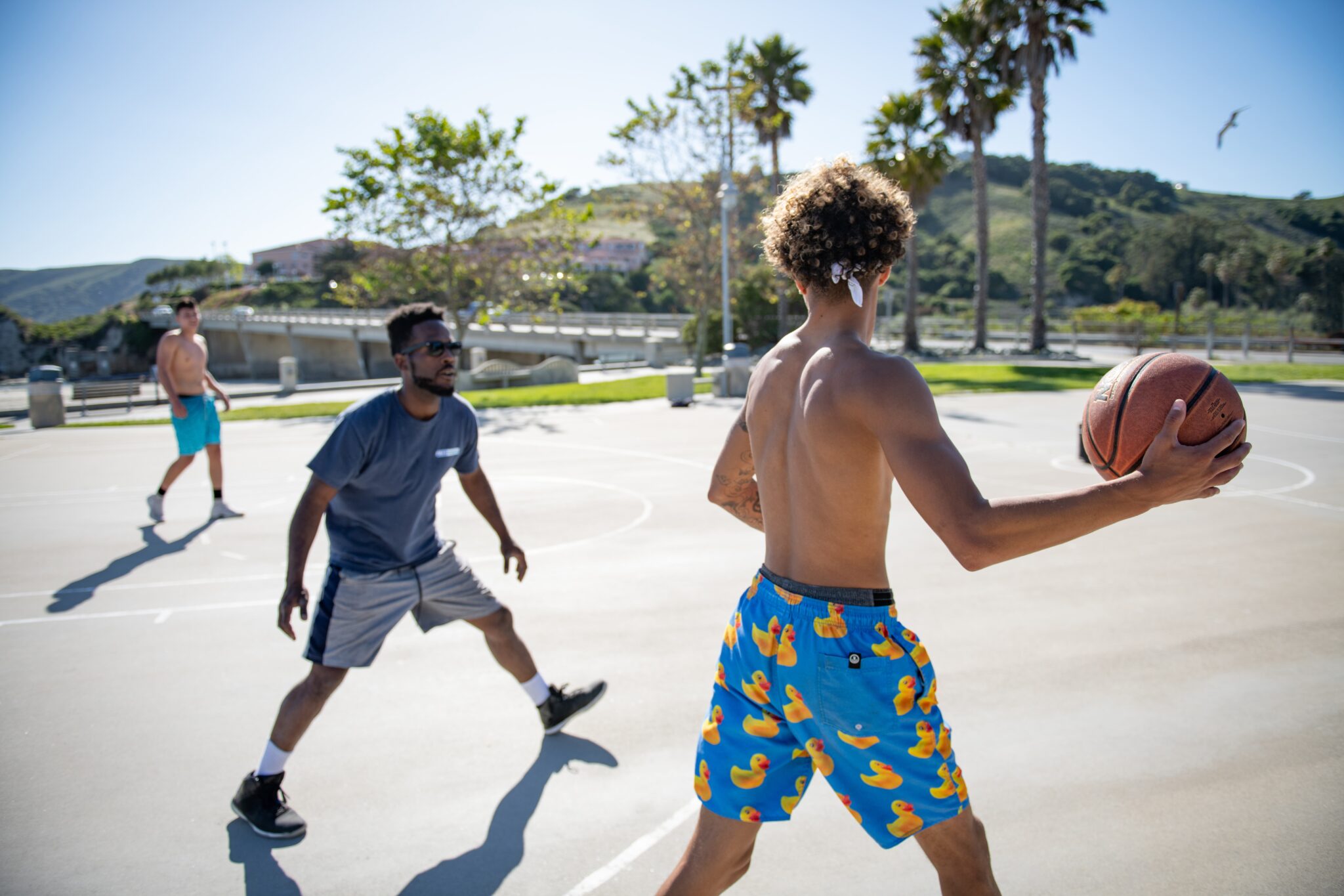 What is a carry in basketball? (complete break down with video examples!)