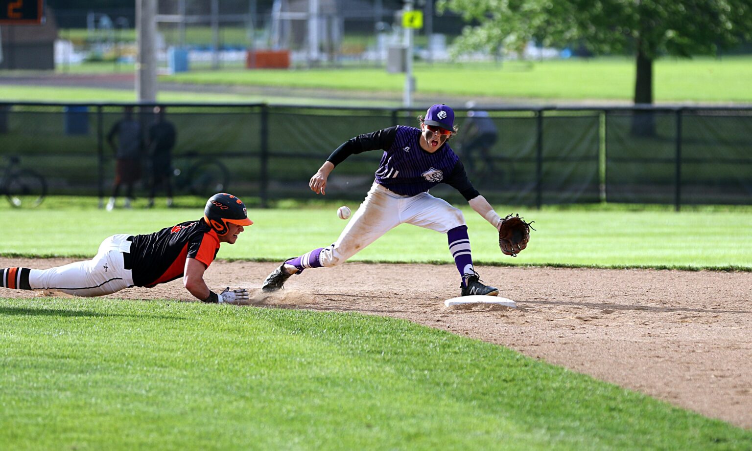 Force Out vs. Tag Out in Baseball: Key Differences Explained